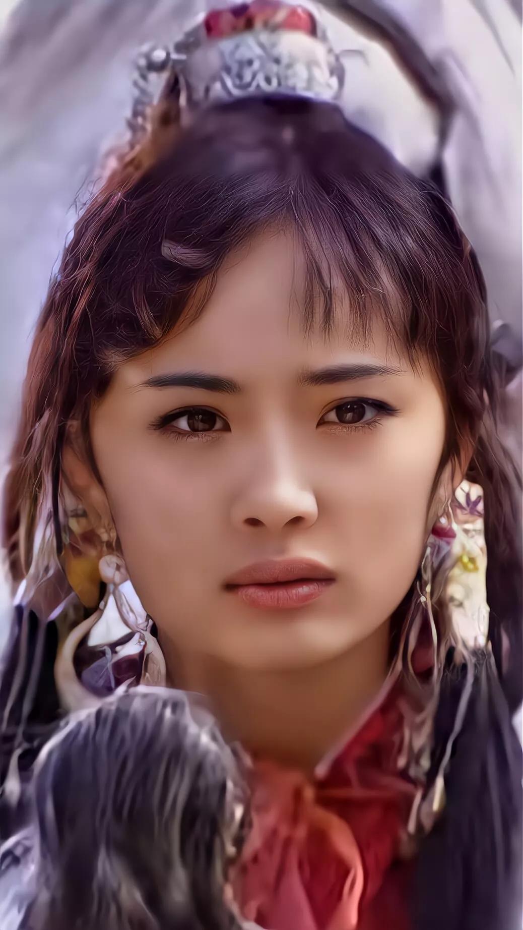A Couple of Condor Heroes——Yang Mi——Guo Xiang - iNEWS