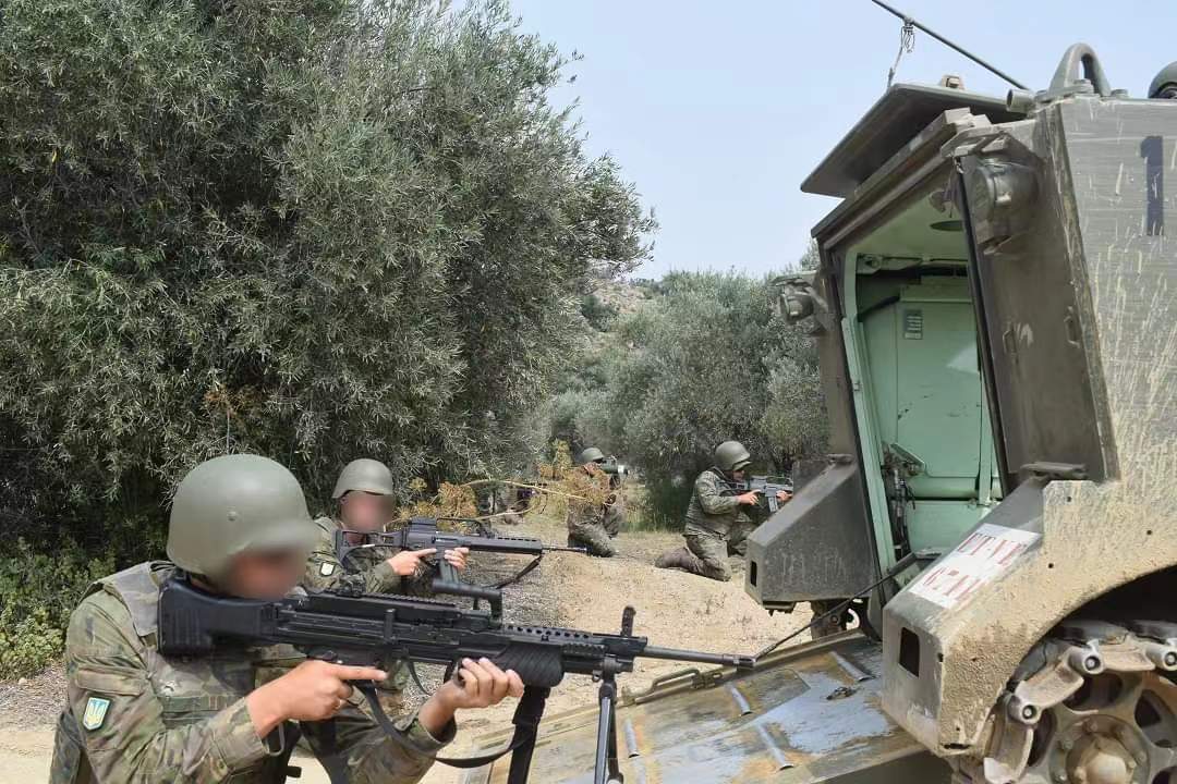 The sea of fire covers the beachhead! Ukrainian cruise missiles weaken ...