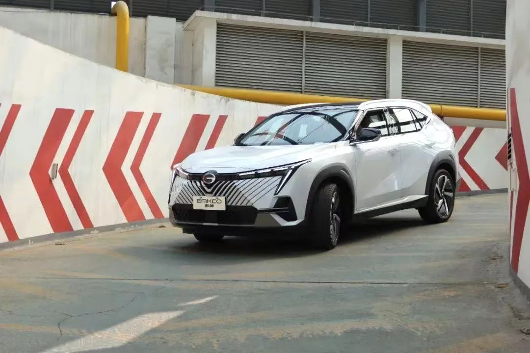 How cool can the moving shadow be cool? - iNEWS