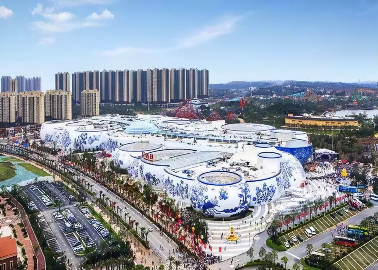 Wanda's most exotic shopping mall building, built in Nanchang, Jiangxi ...
