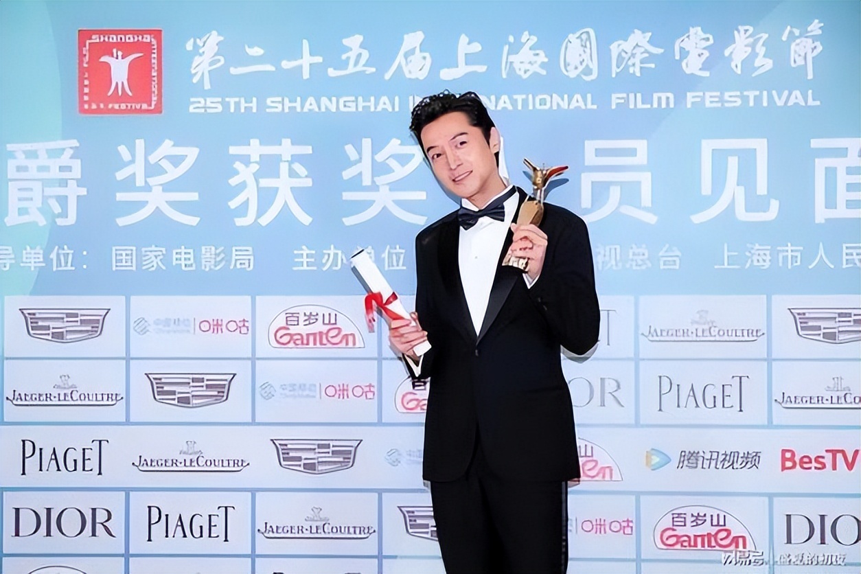 These three shining male artists at the Shanghai Film Festival let us ...