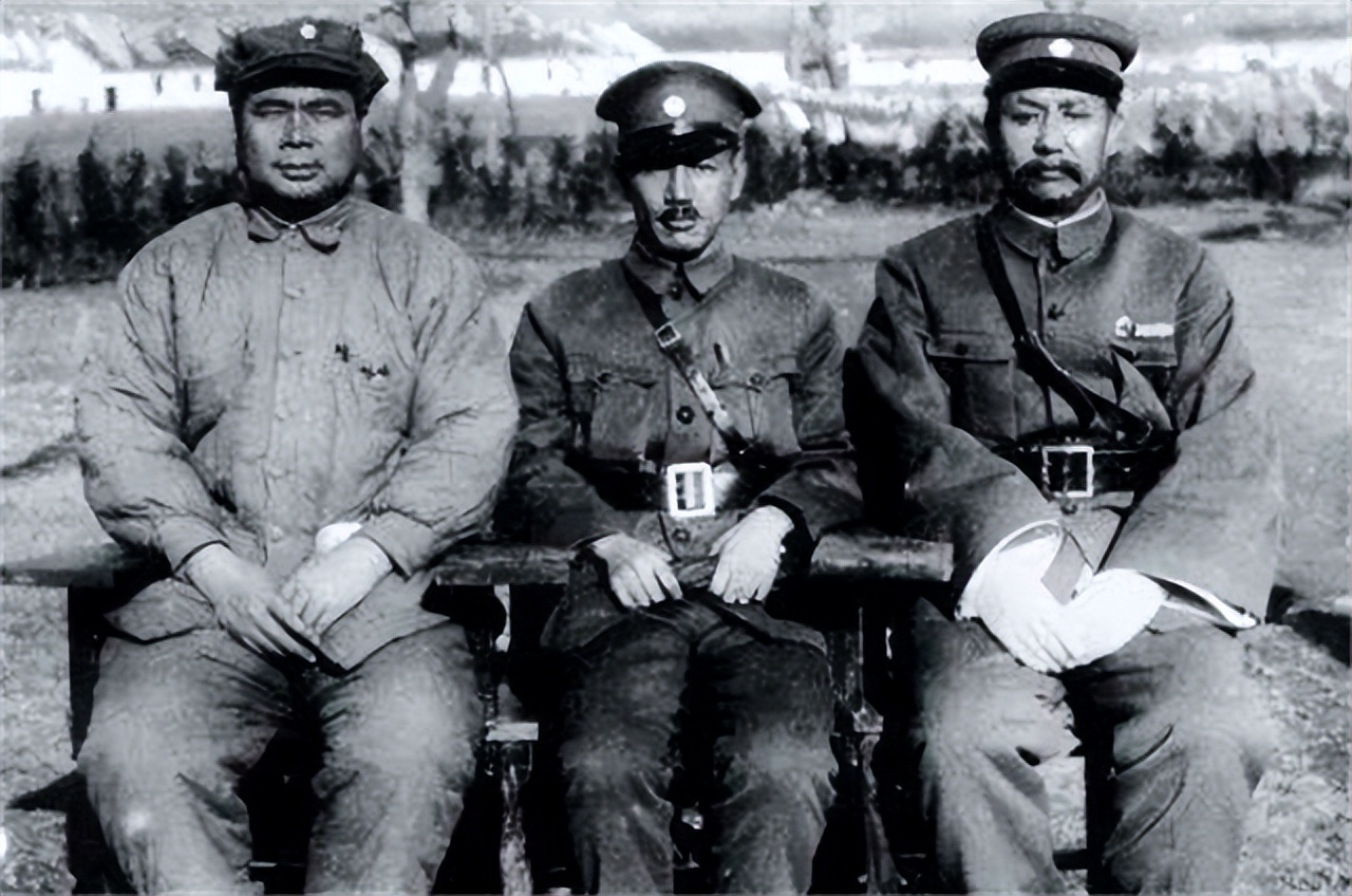 Yan Xishan died in a foreign land. After 30 years, his youngest son ...