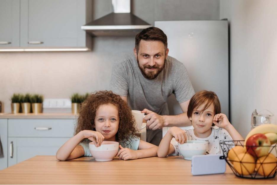 In these 8 key stages, the active withdrawal of parents will achieve ...