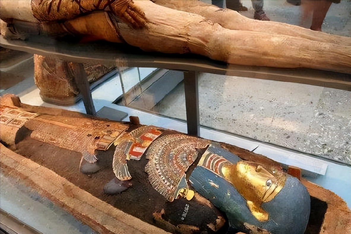 What is the origin and development of ancient Egyptian mummification ...