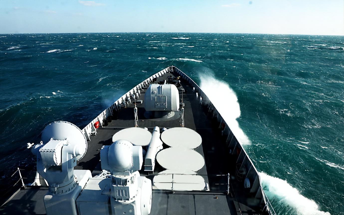 Tigers fighting wolves!On the day of China's Taiwan Strait exercise ...