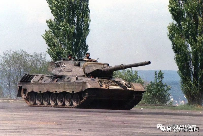 The old German "leopard" went to Ukraine, did he want to be a cat ...