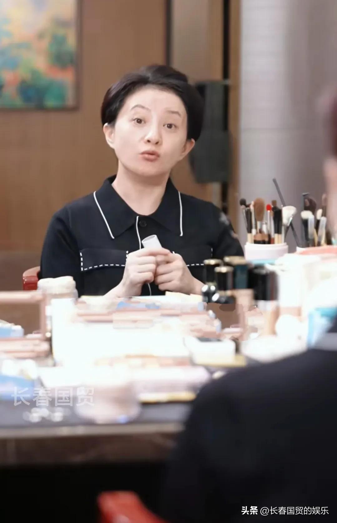 The 43-year-old "child star" Jin Ming's recent photos were exposed, and ...