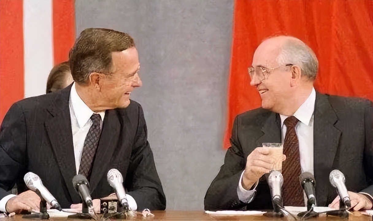 Where was Gorbachev during the 819 coup in the Soviet Union?Will the ...