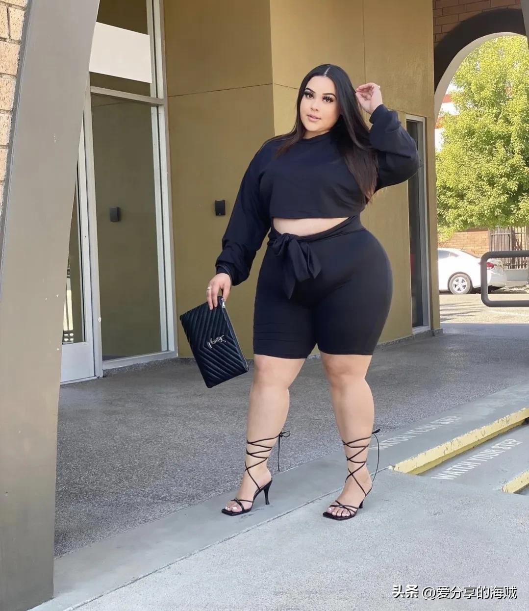 Small has big energy, plus size model: michele raquel - iMedia