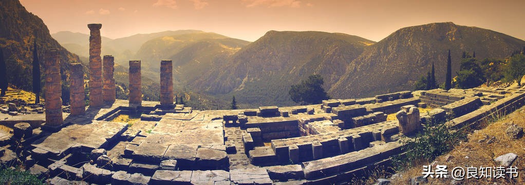 The three mottos on the stone pillars of the Delphi Temple in Greece ...