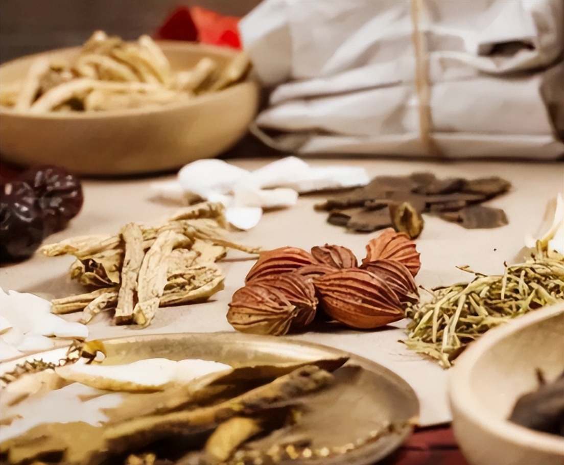 What is TCM's view on psoriasis? What is a medicated bath? What are the ...