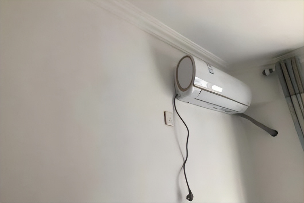 When the air conditioner is not in use, does the socket need to be ...