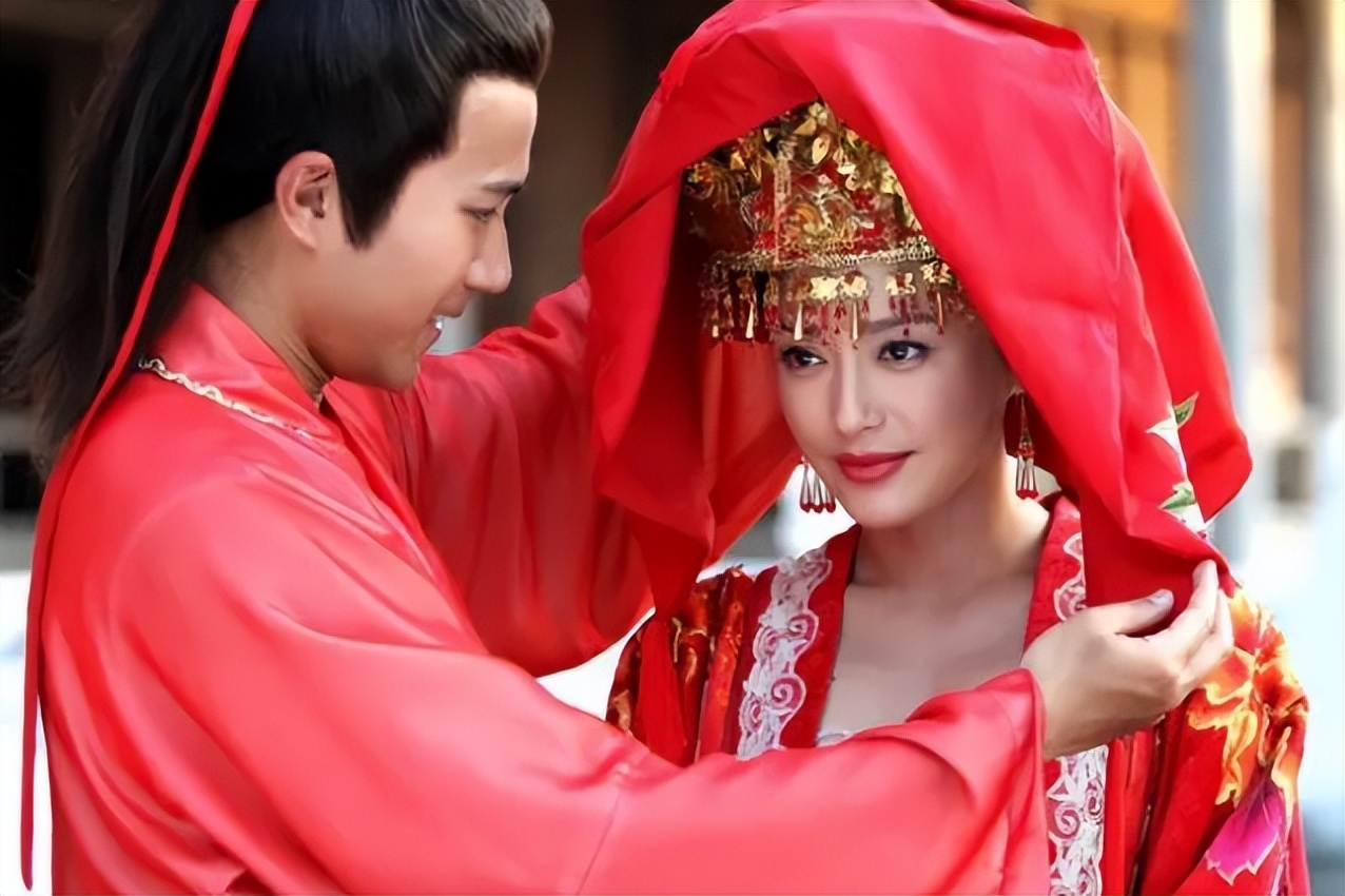 Is it because of self-confidence or helplessness that women in the Tang ...