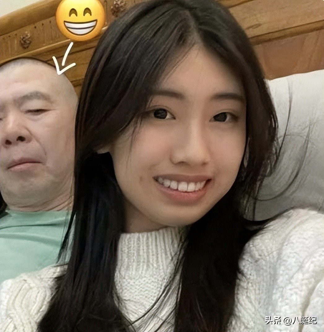 Naked substitute actor Shao Xiaoshan sued Feng Xiaogang bitterly, "Put ...