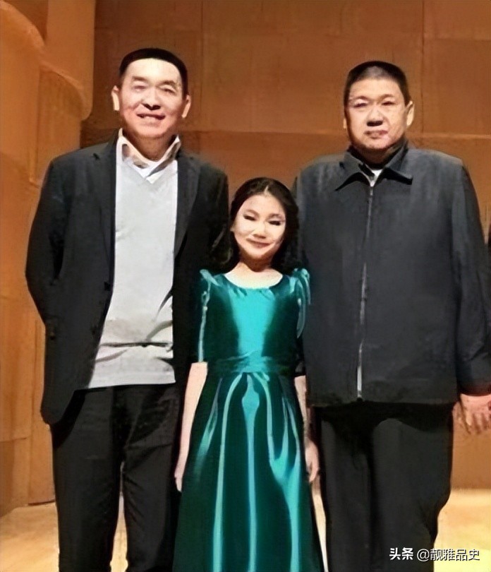 Mao Xinyu's daughter Mao Tianyi, great-granddaughter of Mao's ...