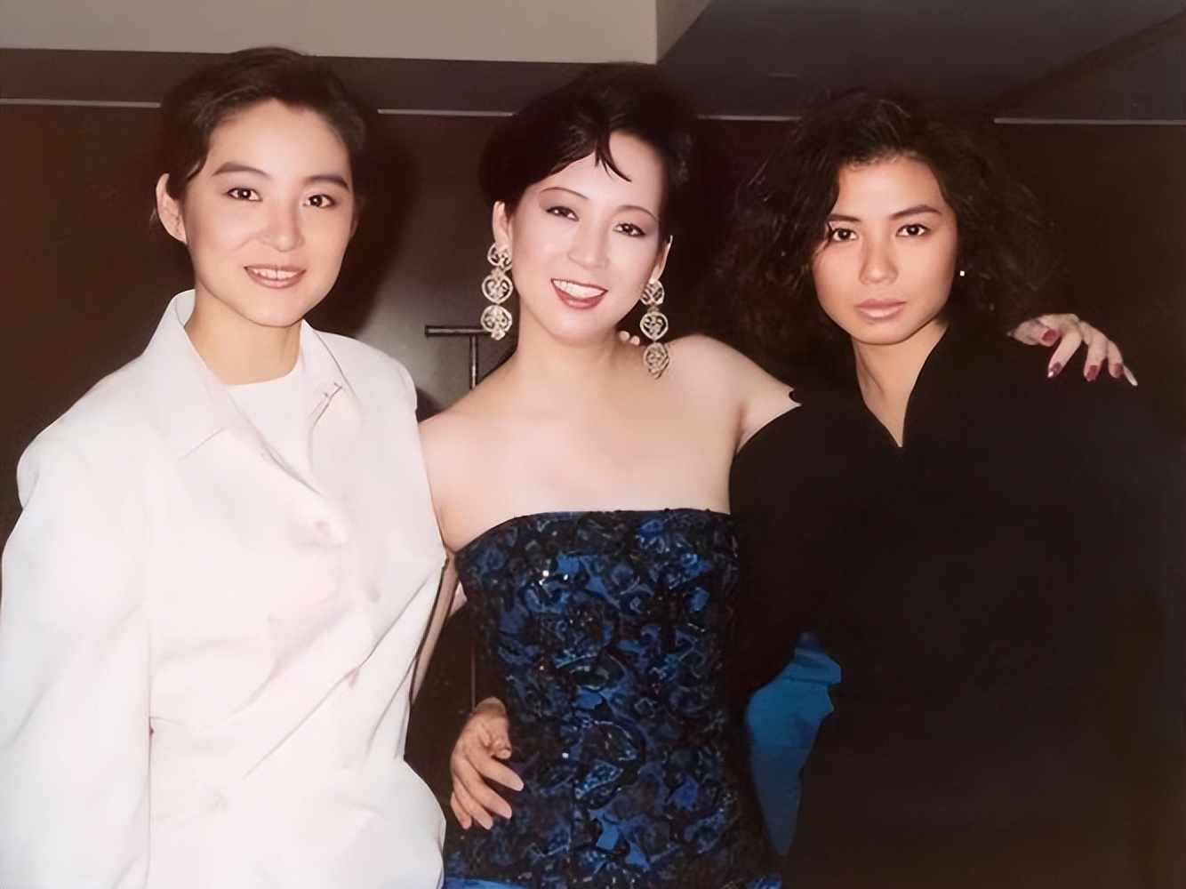 Lu Xiuling: She used to be more beautiful than Lin Qingxia, but she ...