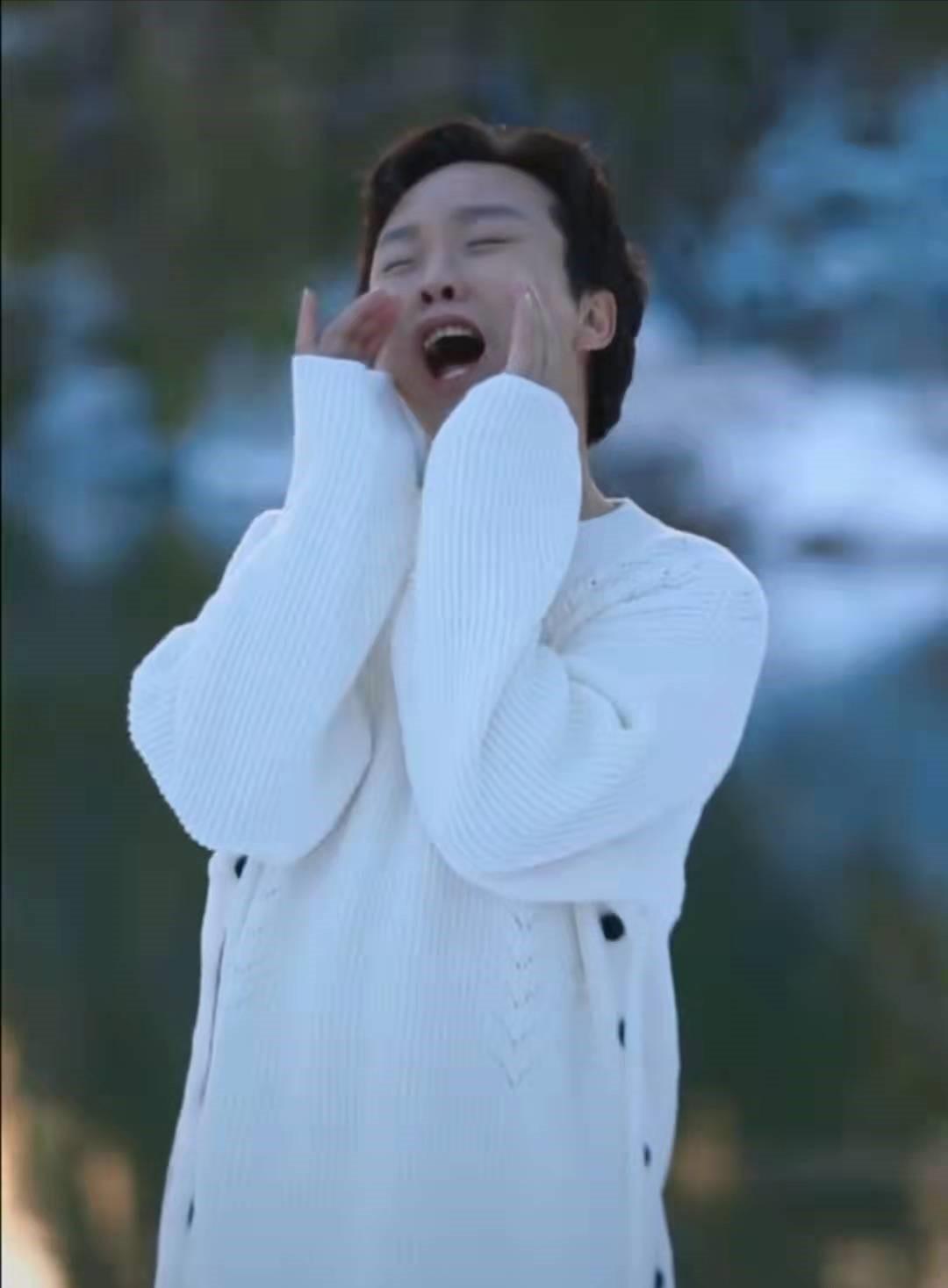 Li Yugang knelt down in the snow to cherish his father!If you really ...