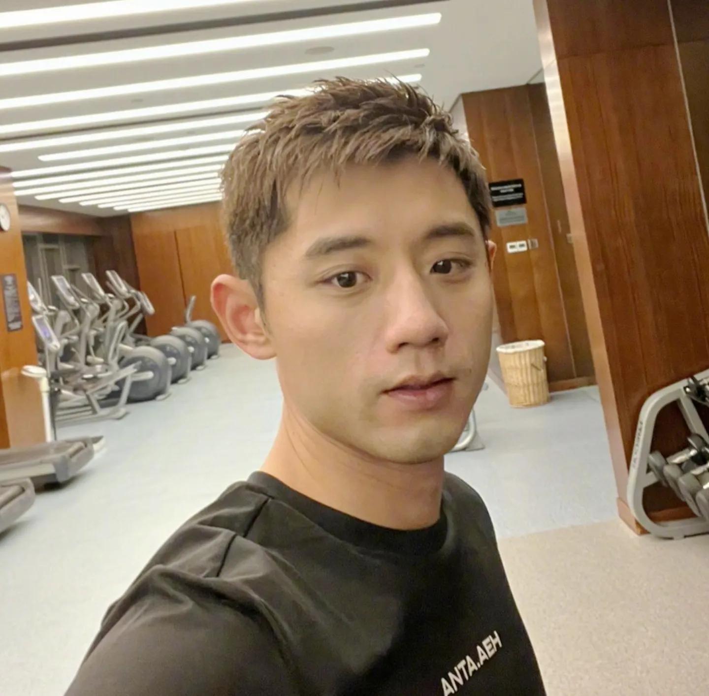 Zhang Jike owed a huge gambling debt and was unable to repay it, so he chose to use the private ...