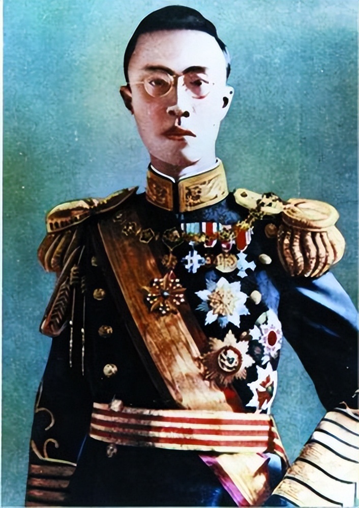 During the Tokyo Trial in 1948, Puyi angered the Japanese and sent 7 ...