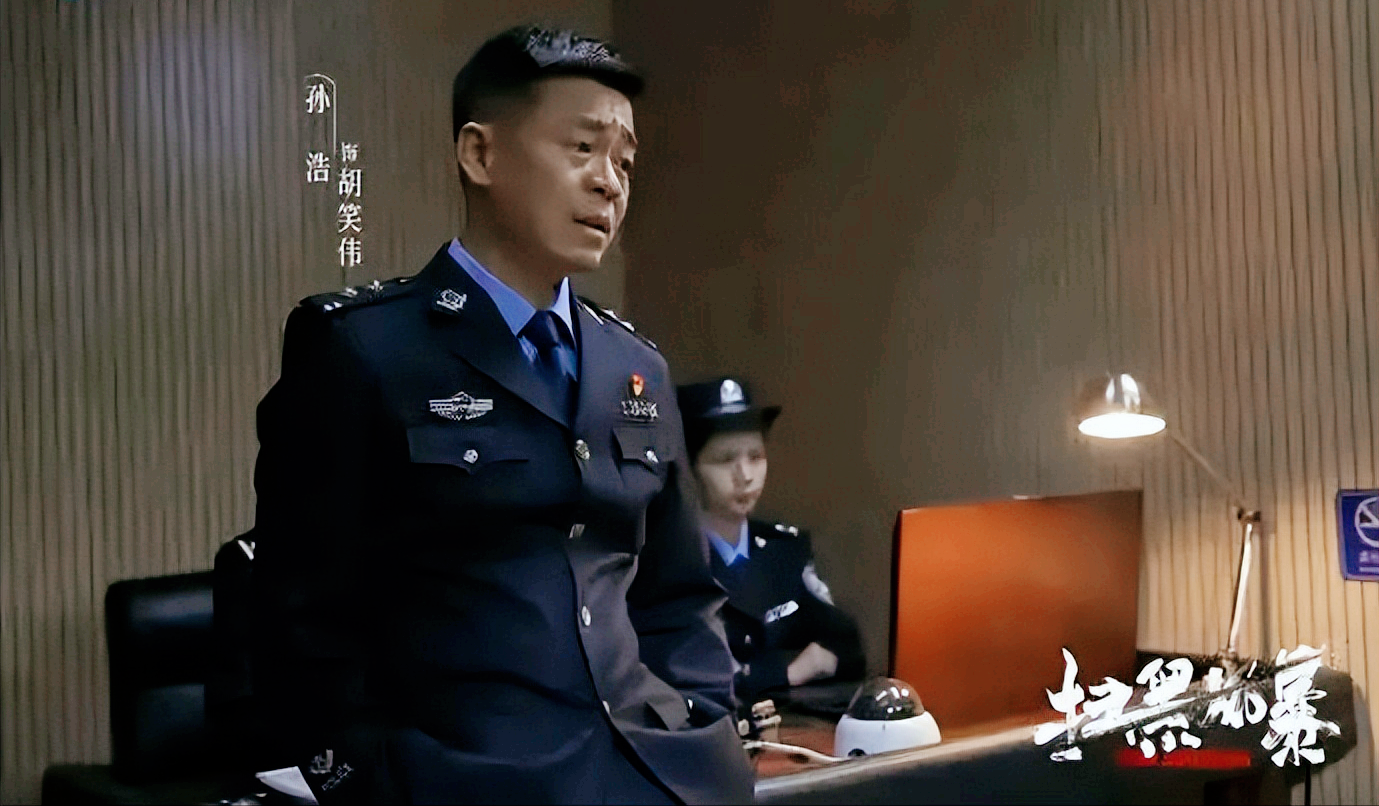 He used to be Zhang Jiayi's little follower, 53-year-old Sun Hao took ...