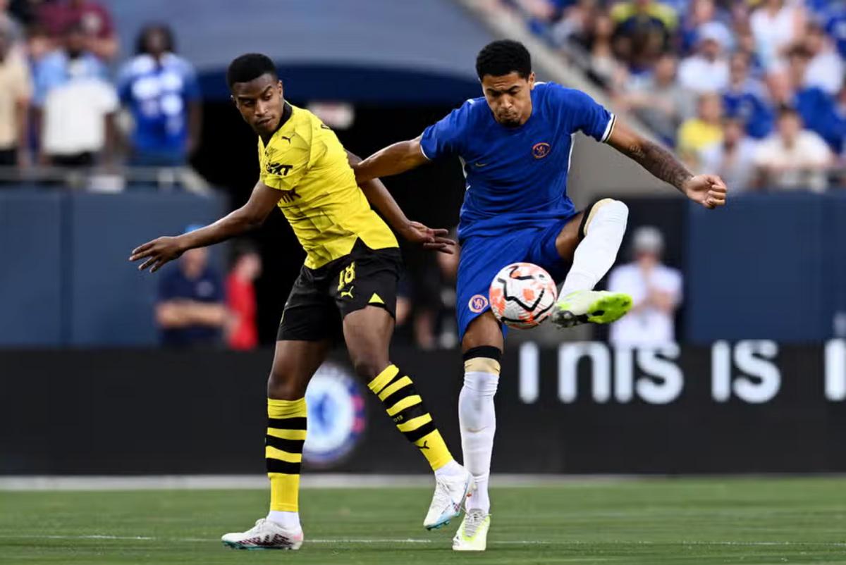 Levi Colwell cements Chelsea starting spot - iNEWS