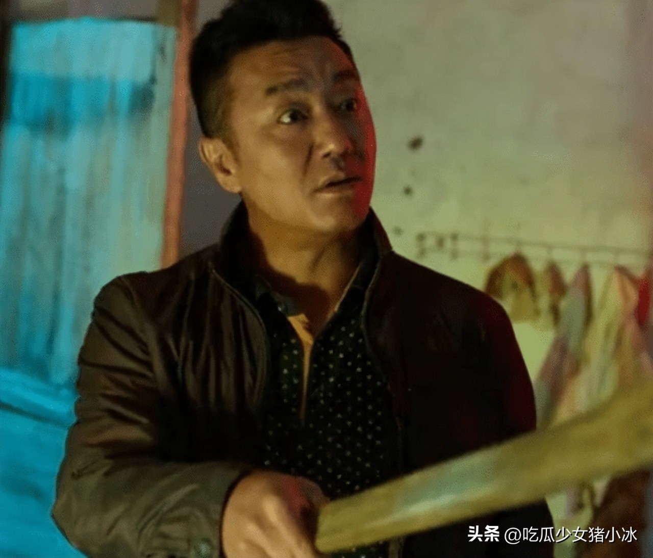 14 years ago, the picture of Hanxiao being arrested was exposed. Before that, for inspiration ...