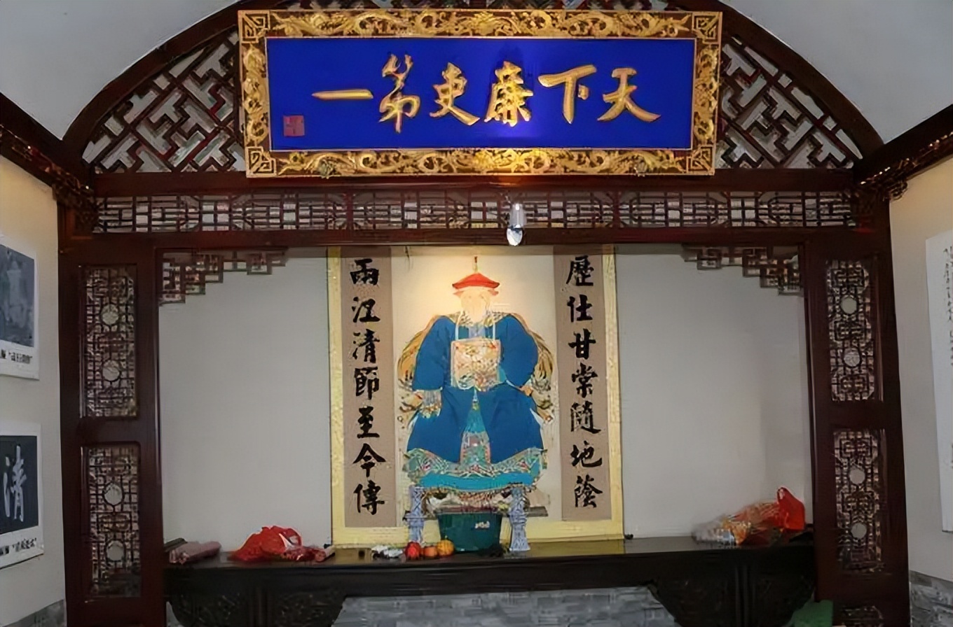 Why did Kangxi want to set Jackie Chan as an example of an honest ...