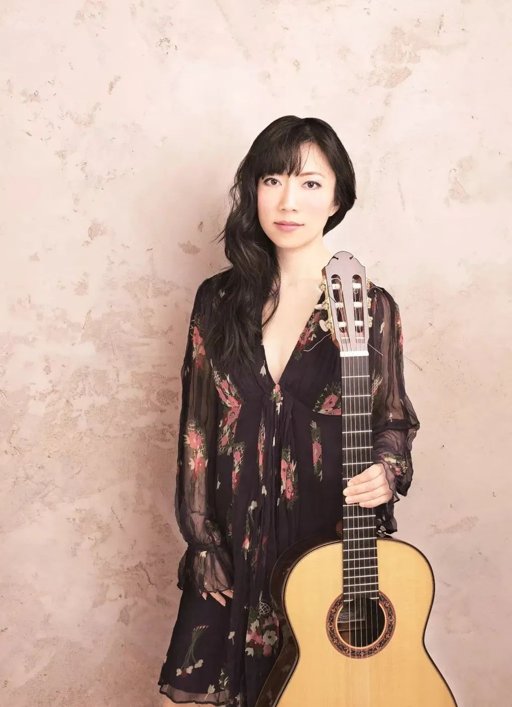 No. 1 Chinese classical guitar player, only Yang Xuefei can make ...