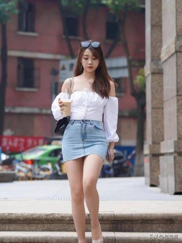 Wearing a dress shows a simple and neat temperament, full of trendy ...