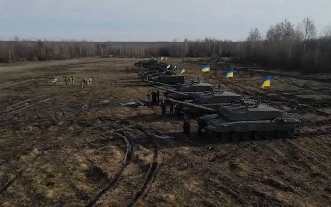 Depleted uranium armor-piercing bombs arrived in Ukraine, but Britain ...