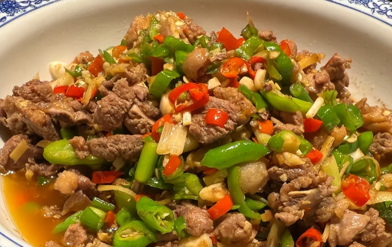 Delicious Hunan cuisine is one of the traditional Chinese cuisines - iMedia