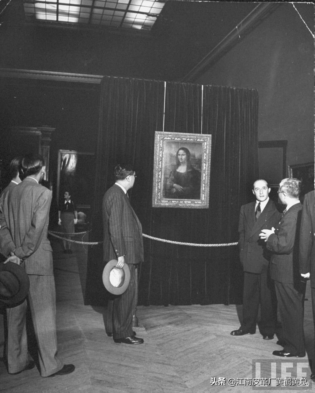 A century-old photo series: Paris, 1946 - iNEWS