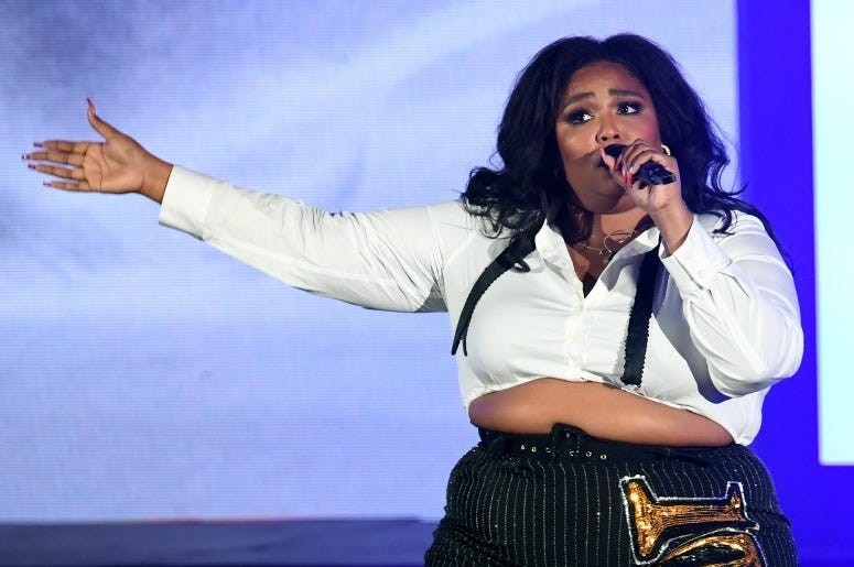 The house collapsed too quickly: Popular American plus-size female ...