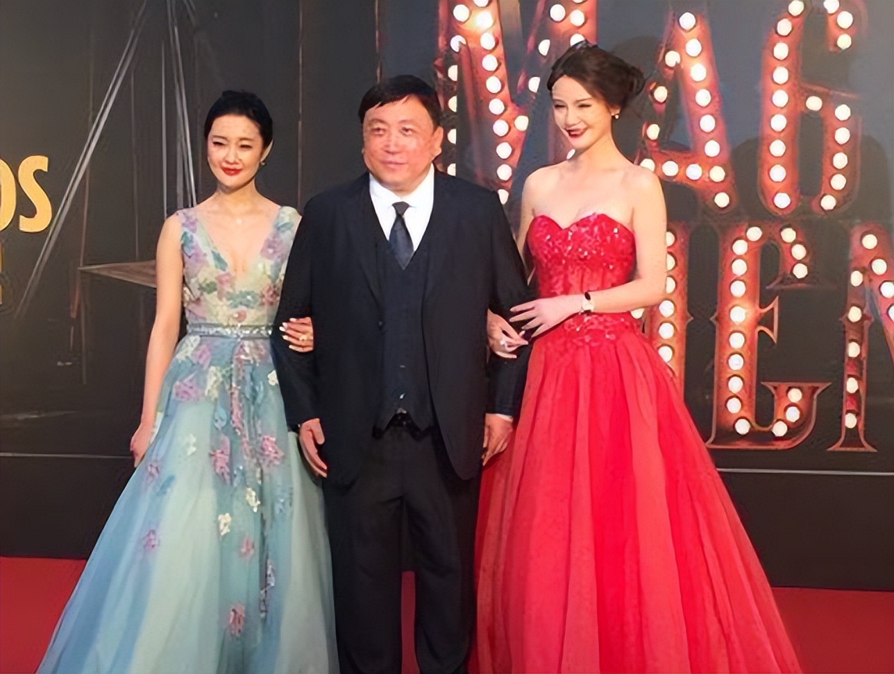 The 67-year-old Wang Jing was exposed to the hotel room card being ...