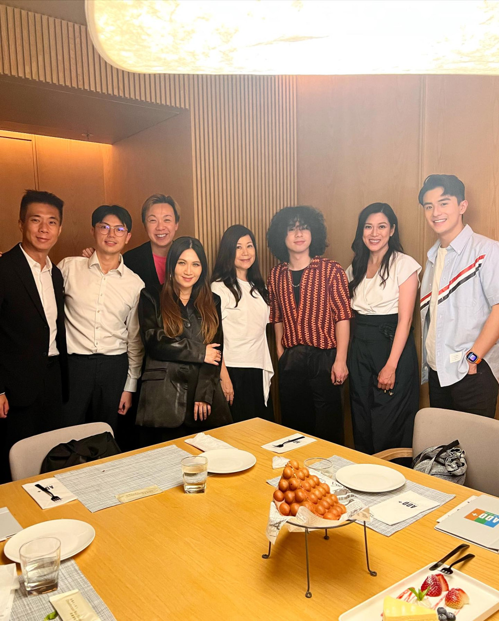 60-year-old Lin Zhimeihan showed up, her skin is smooth and rosy, she ...