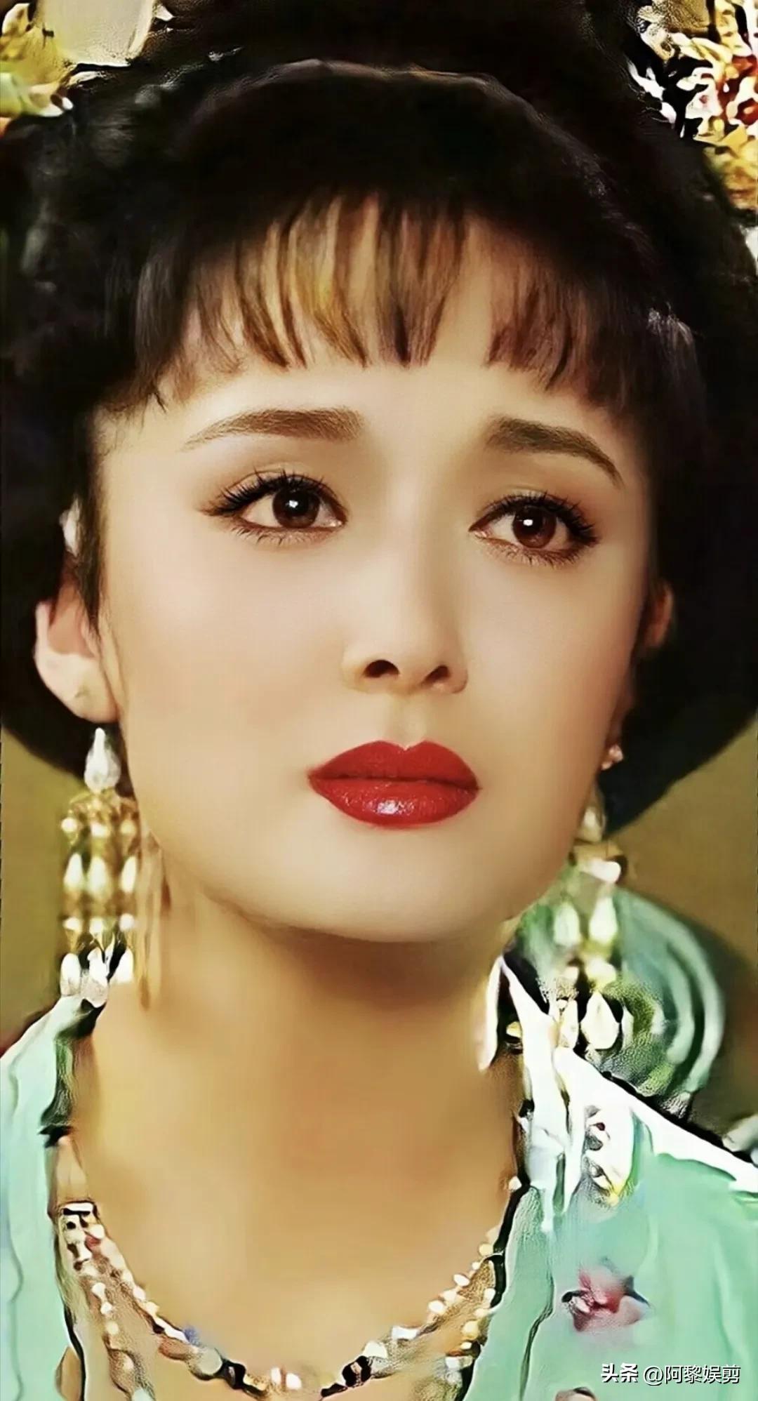 Concubine Xiao Shu played by Yu Hui: national beauty and heavenly appearance, immortal and ...