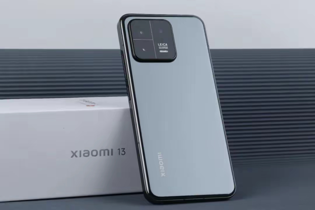 Mi 13 was launched for two weeks, helping Xiaomi to win the first place ...