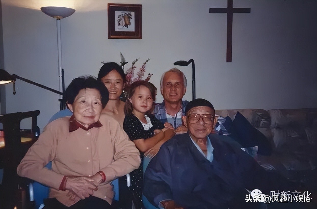 Miss Zhao Si who fascinated Zhang Xueliang is so beautiful, a group of ...