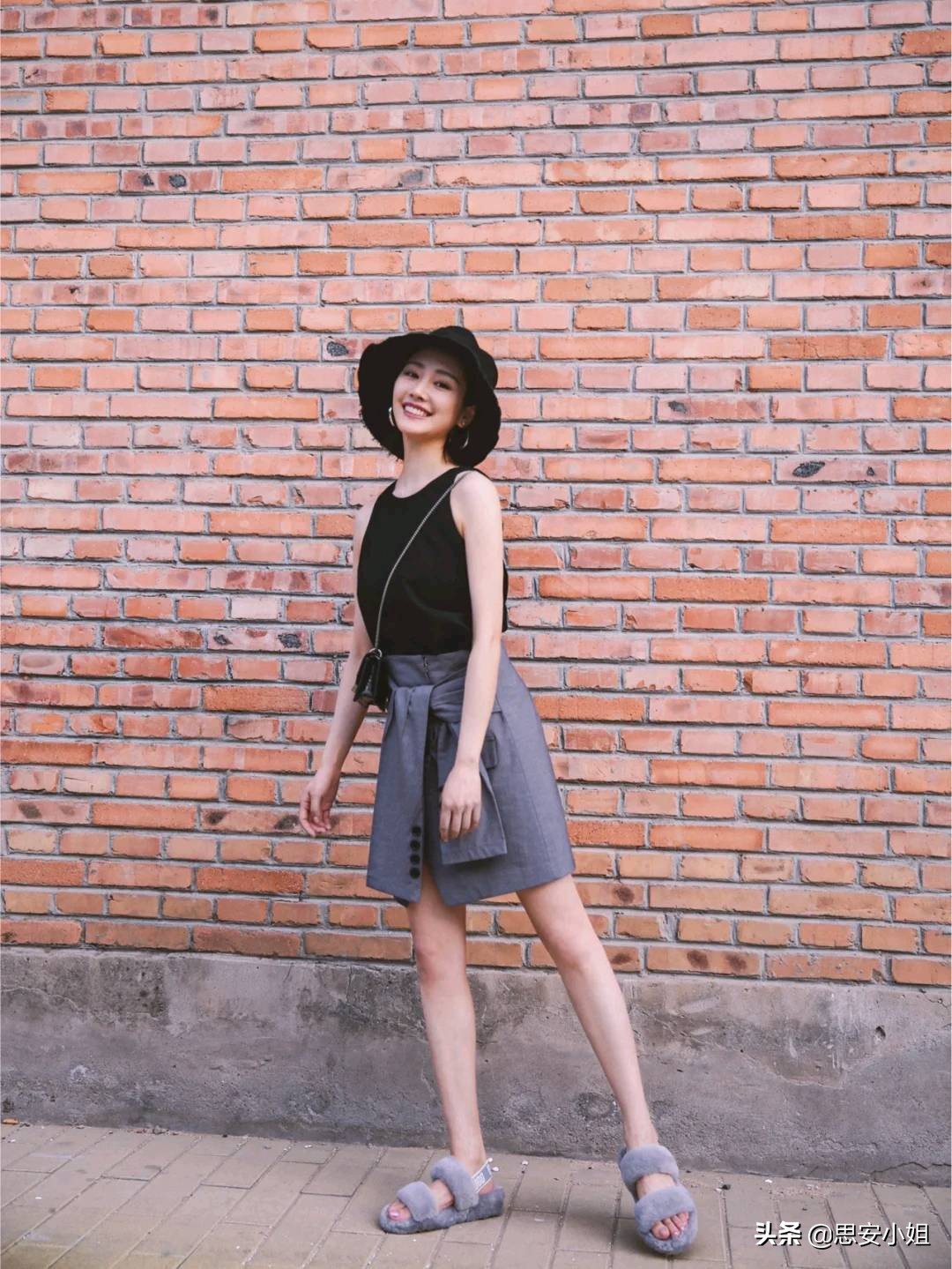 This summer, Li Chun has put on the "Hong Kong-style boyfriend style ...