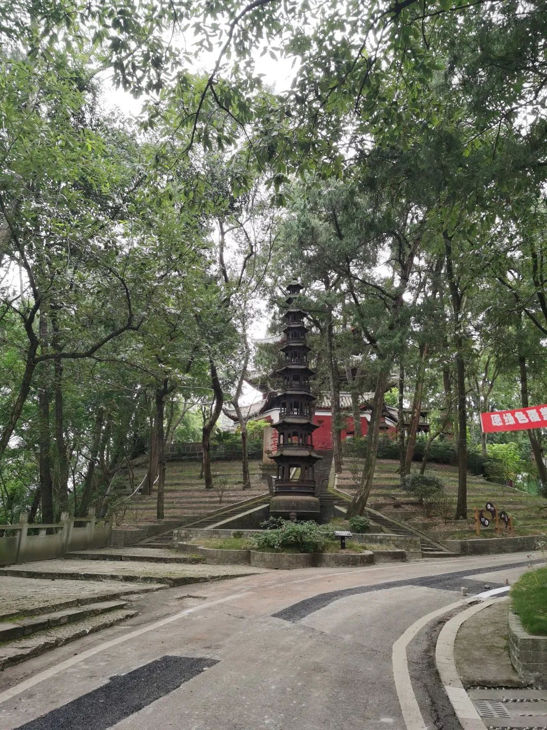 Tracing the track to find the sound: Shehong, Suining, Sichuan, "I'm ...