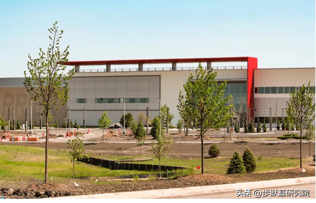 What do Foxconn's factories all over the world look like? - iNEWS
