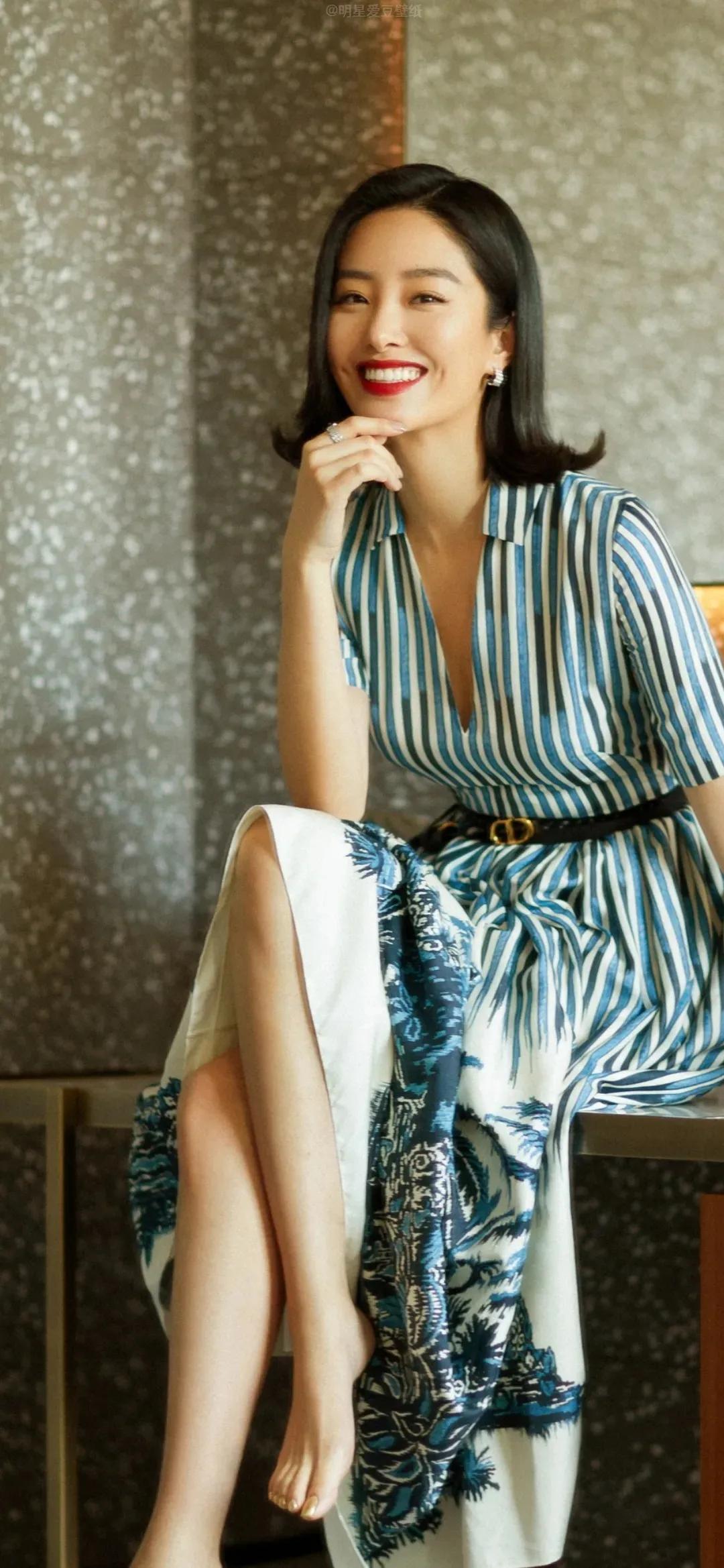 Yang Caiyu wallpaper - iNEWS