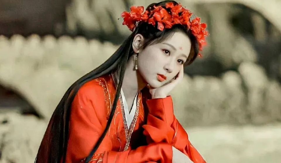 Yang Zi's first house fighting drama was launched, Tan Jianci and Qiao ...