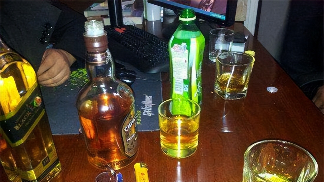What are the dangers of drinking alcohol?Most famous for gastric ...