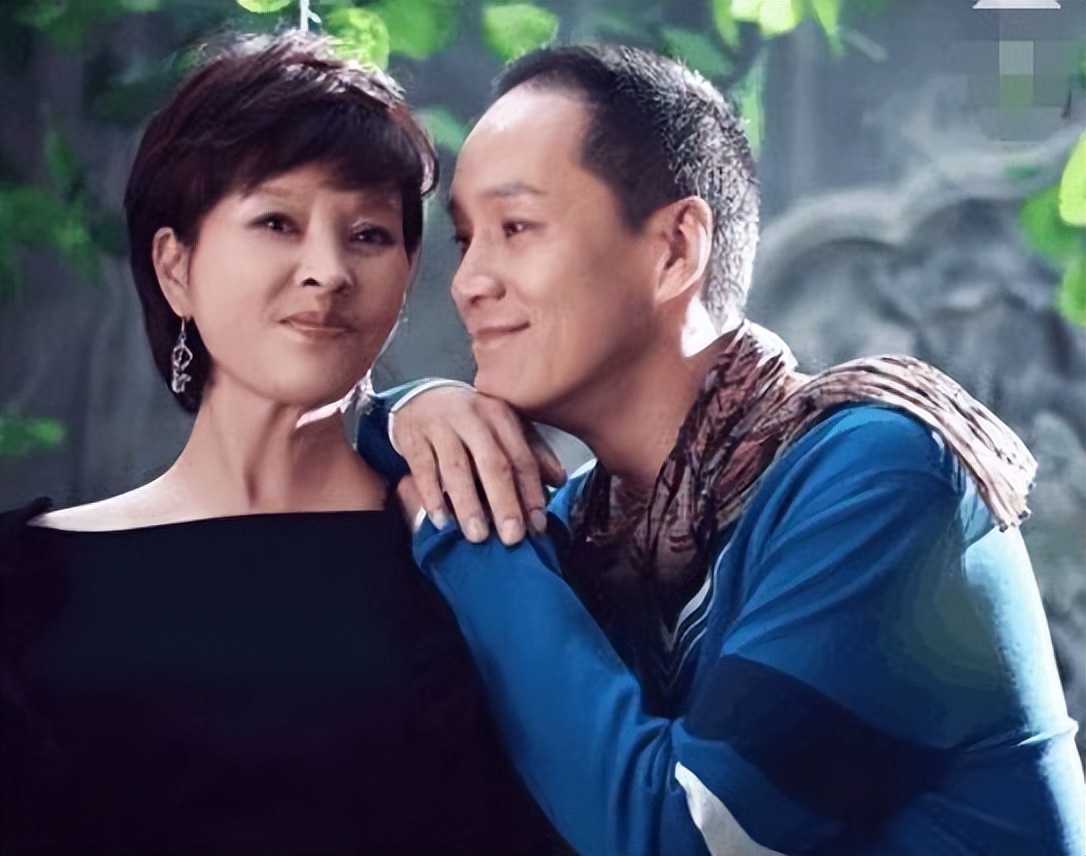 Feng Yuanzheng and Liang Danni Dink have been in love for 29 years, but why did they confess ...