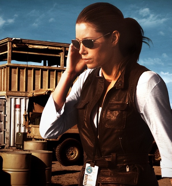 Each character in the movie "Dragon Commando" has unique ...