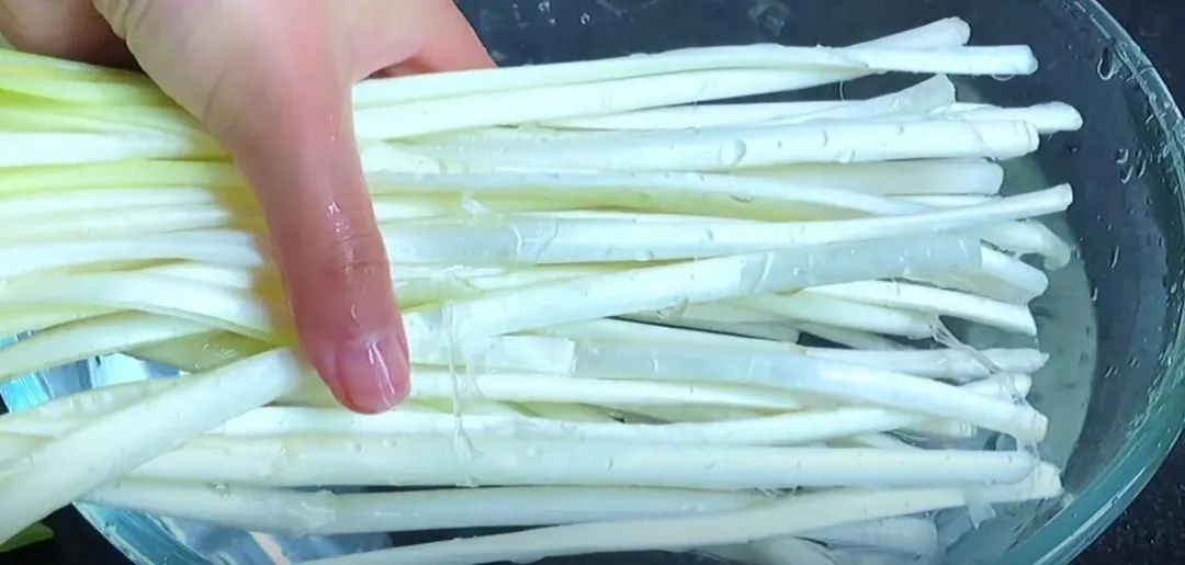 They are "natural bowel wash dishes", it is recommended for middle-aged ...