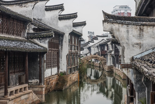 How to balance cultural inheritance and urban development in the ...