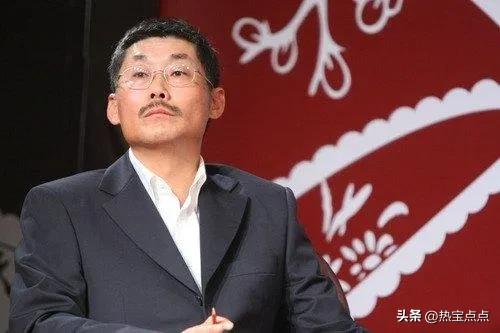 He Ping, the director of "Swordsman in Shuangqi Town" and "Heroes of ...