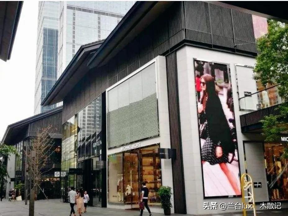 "Fast play and slow work", go to Daci Temple in Sino-Ocean Taikoo Li ...